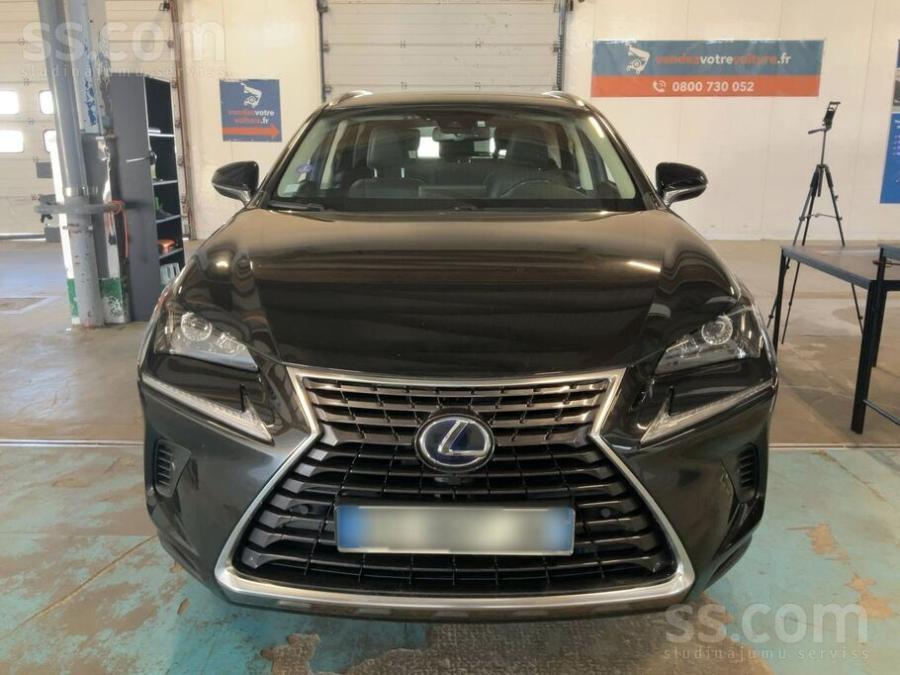 Black Lexus NX 2017 in Riga, with an engine capacity of 2.50 L and mileage of 205 thousand km for 21500 €, photo 9 on AUTOMOTO.COM.LV