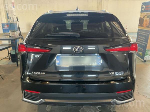 Black Lexus NX 2017 in Riga, with an engine capacity of 2.50 L and mileage of 205 thousand km for 21500 €, photo 10 on AUTOMOTO.COM.LV