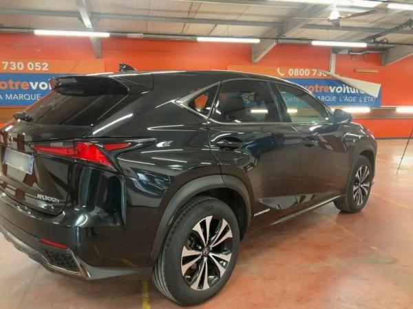 Melns Lexus NX 2018 Daugavpils, ar dzinēja tilpumu 2.50 L un nobraukumu 114 tūkst. km par 28500 €, foto 4 vietnē AUTOMOTO.COM.LV