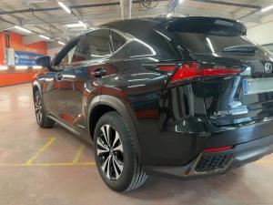 Black Lexus NX 2018 in Daugavpils, with an engine capacity of 2.50 L and mileage of 114 thousand km for 28500 €, photo 10 on AUTOMOTO.COM.LV