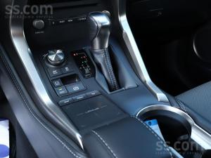 Melns Lexus NX 2018 Daugavpils, ar dzinēja tilpumu 2.50 L un nobraukumu 34 tūkst. km par 29450 €, foto 10 vietnē AUTOMOTO.COM.LV