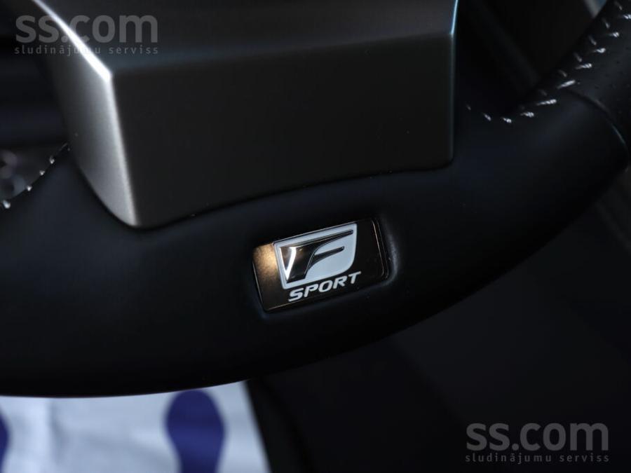 Melns Lexus NX 2018 Daugavpils, ar dzinēja tilpumu 2.50 L un nobraukumu 34 tūkst. km par 29450 €, foto 16 vietnē AUTOMOTO.COM.LV