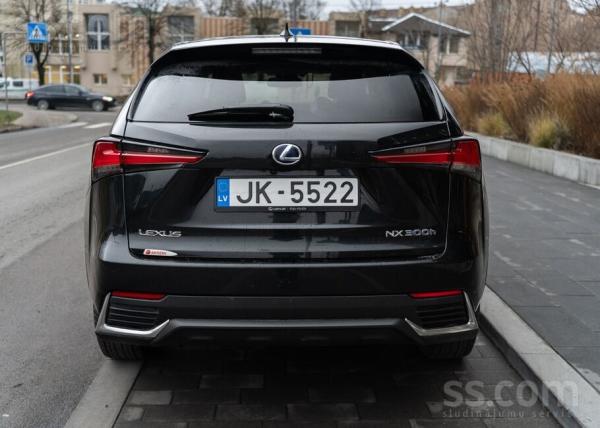 Black Lexus NX 2019 in Riga, with an engine capacity of 2.50 L and mileage of 62 thousand km for 27000 €, photo 5 on AUTOMOTO.COM.LV