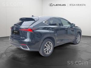 Melns Lexus NX 2021 Rīga, ar dzinēja tilpumu 2.50 L un nobraukumu 91 tūkst. km par 29900 €, foto 3 vietnē AUTOMOTO.COM.LV