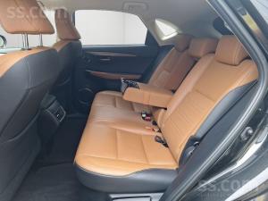 Melns Lexus NX 2021 Rīga, ar dzinēja tilpumu 2.50 L un nobraukumu 91 tūkst. km par 29900 €, foto 12 vietnē AUTOMOTO.COM.LV
