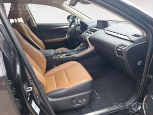 Melns Lexus NX 2021 Rīga, ar dzinēja tilpumu 2.50 L un nobraukumu 91 tūkst. km par 29900 €, foto 13 vietnē AUTOMOTO.COM.LV