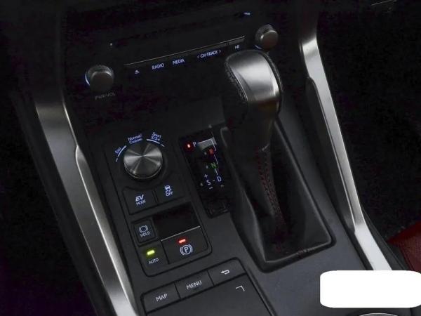 Black Lexus NX 2021 in Daugavpils, with an engine capacity of 2.50 L and mileage of 185 thousand km for 26500 €, photo 9 on AUTOMOTO.COM.LV