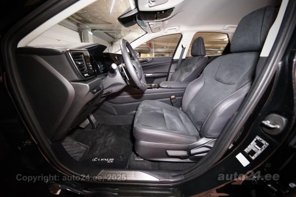 Black Lexus NX 2025 in Tallinn, with an engine capacity of 2.50 L and mileage of 23 thousand km for 41990 €, photo 11 on AUTOMOTO.COM.LV