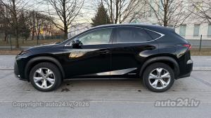 Melns Lexus NX 2014 Tallina, ar dzinēja tilpumu 2.50 L un nobraukumu 173 tūkst. km par 19400 €, foto 2 vietnē AUTOMOTO.COM.LV