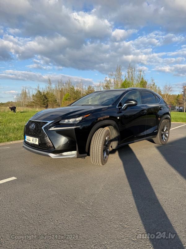 Melns Lexus NX 2014 Tallina, ar dzinēja tilpumu 2.50 L un nobraukumu 203 tūkst. km par 16900 €, foto 4 vietnē AUTOMOTO.COM.LV
