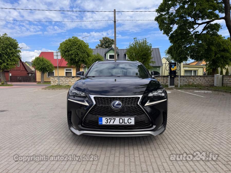 Melns Lexus NX 2014 Rakvere, ar dzinēja tilpumu 2.50 L un nobraukumu 212 tūkst. km par 16900 €, foto 3 vietnē AUTOMOTO.COM.LV