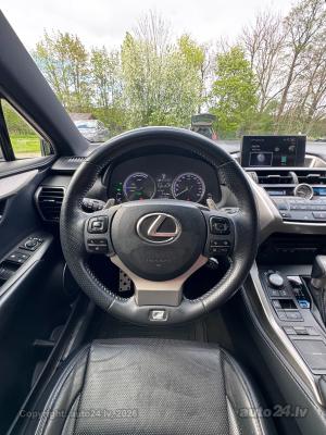 Melns Lexus NX 2014 Rakvere, ar dzinēja tilpumu 2.50 L un nobraukumu 212 tūkst. km par 16900 €, foto 14 vietnē AUTOMOTO.COM.LV