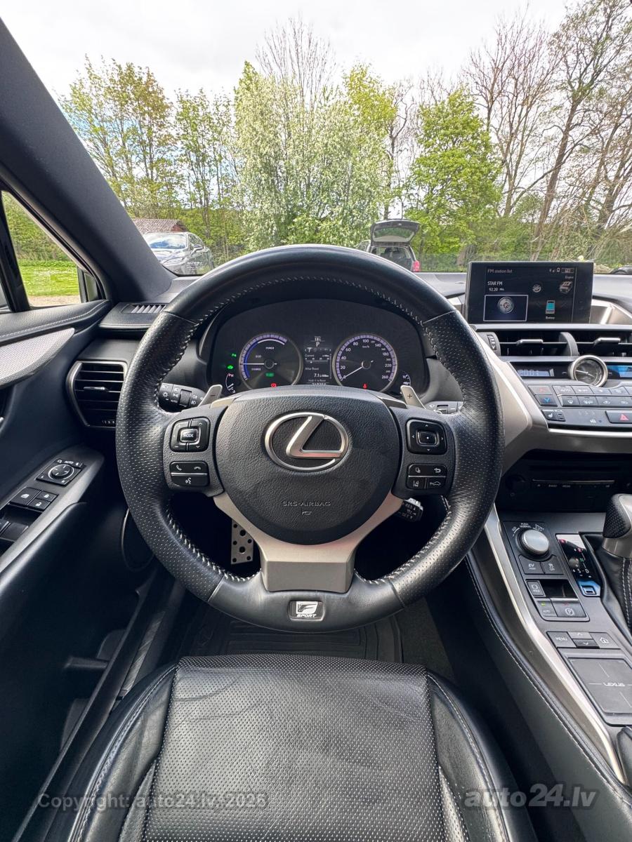 Melns Lexus NX 2014 Rakvere, ar dzinēja tilpumu 2.50 L un nobraukumu 212 tūkst. km par 16900 €, foto 14 vietnē AUTOMOTO.COM.LV