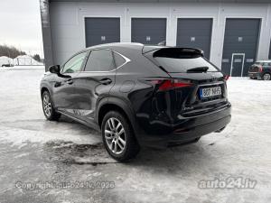 Black Lexus NX 2017 in Tallinn, with an engine capacity of 2.50 L and mileage of 192 thousand km for 19900 €, photo 4 on AUTOMOTO.COM.LV