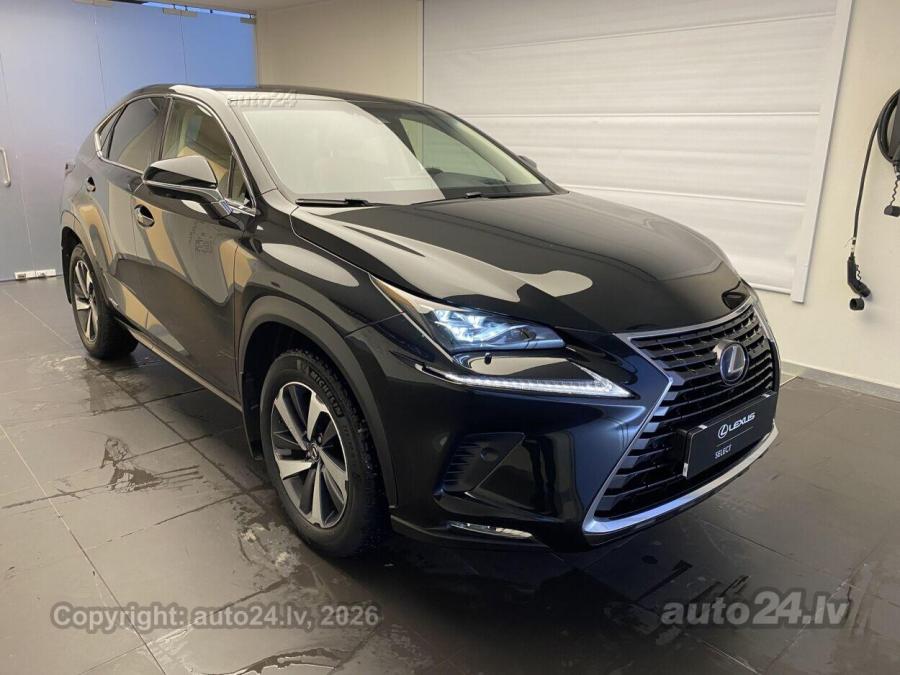 Black Lexus NX 2019 in Tallinn, with an engine capacity of 2.50 L and mileage of 92 thousand km for 31900 €, photo 5 on AUTOMOTO.COM.LV