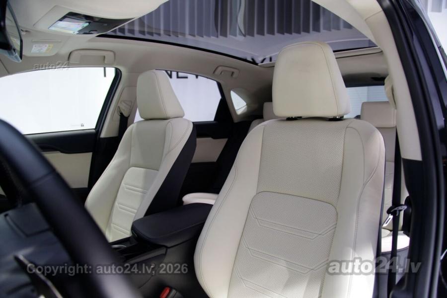 Melns Lexus NX 2020 Tallina, ar dzinēja tilpumu 2.50 L un nobraukumu 115 tūkst. km par 29000 €, foto 6 vietnē AUTOMOTO.COM.LV