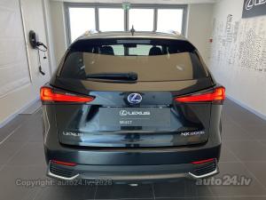 Black Lexus NX 2021 in Tallinn, with an engine capacity of 2.50 L and mileage of 116 thousand km for 30900 €, photo 4 on AUTOMOTO.COM.LV