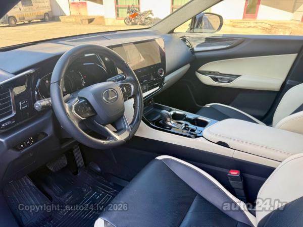 Melns Lexus NX 2023 Tallina, ar dzinēja tilpumu 2.50 L un nobraukumu 47 tūkst. km par 45890 €, foto 11 vietnē AUTOMOTO.COM.LV