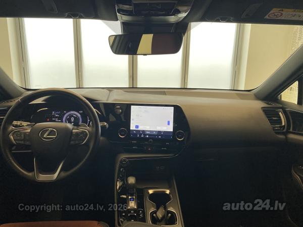 Melns Lexus NX 2023 Tallina, ar dzinēja tilpumu 2.50 L un nobraukumu 42 tūkst. km par 41400 €, foto 9 vietnē AUTOMOTO.COM.LV