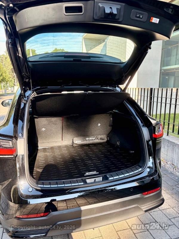Black Lexus NX 2023 in Tallinn, with an engine capacity of 2.50 L and mileage of 45 thousand km for 45500 €, photo 7 on AUTOMOTO.COM.LV