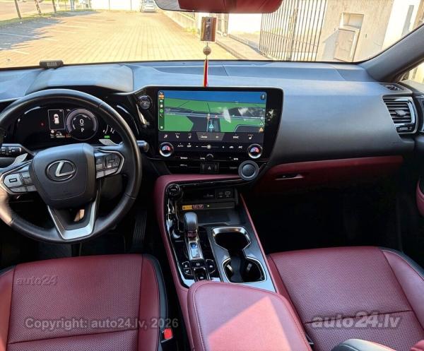 Black Lexus NX 2023 in Tallinn, with an engine capacity of 2.50 L and mileage of 45 thousand km for 45500 €, photo 9 on AUTOMOTO.COM.LV