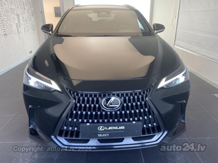 Black Lexus NX 2024 in Tallinn, with an engine capacity of 2.50 L and mileage of 37 thousand km for 41900 €, photo 4 on AUTOMOTO.COM.LV