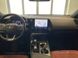 Black Lexus NX 2024 in Tallinn, with an engine capacity of 2.50 L and mileage of 37 thousand km for 41900 €, photo 8 on AUTOMOTO.COM.LV