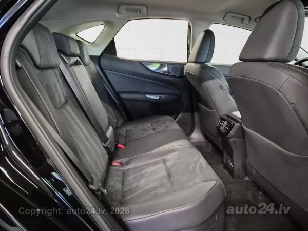 Melns Lexus NX 2025 Tallina, ar dzinēja tilpumu 2.50 L un nobraukumu 23 tūkst. km par 45990 €, foto 7 vietnē AUTOMOTO.COM.LV