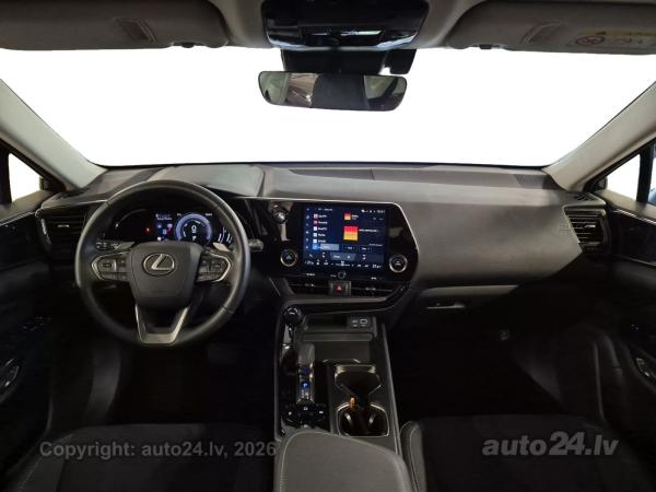 Melns Lexus NX 2025 Tallina, ar dzinēja tilpumu 2.50 L un nobraukumu 23 tūkst. km par 45990 €, foto 8 vietnē AUTOMOTO.COM.LV