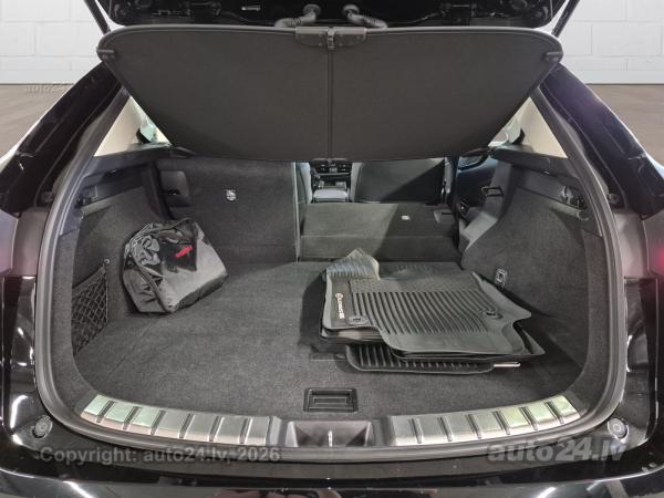 Melns Lexus NX 2025 Tallina, ar dzinēja tilpumu 2.50 L un nobraukumu 23 tūkst. km par 45990 €, foto 10 vietnē AUTOMOTO.COM.LV