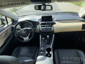 Blue Lexus NX 2016 in Riga, with an engine capacity of 2.50 L and mileage of 234 thousand km for 18000 €, photo 6 on AUTOMOTO.COM.LV