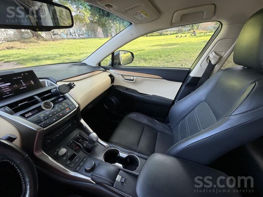 Blue Lexus NX 2016 in Riga, with an engine capacity of 2.50 L and mileage of 234 thousand km for 18000 €, photo 7 on AUTOMOTO.COM.LV