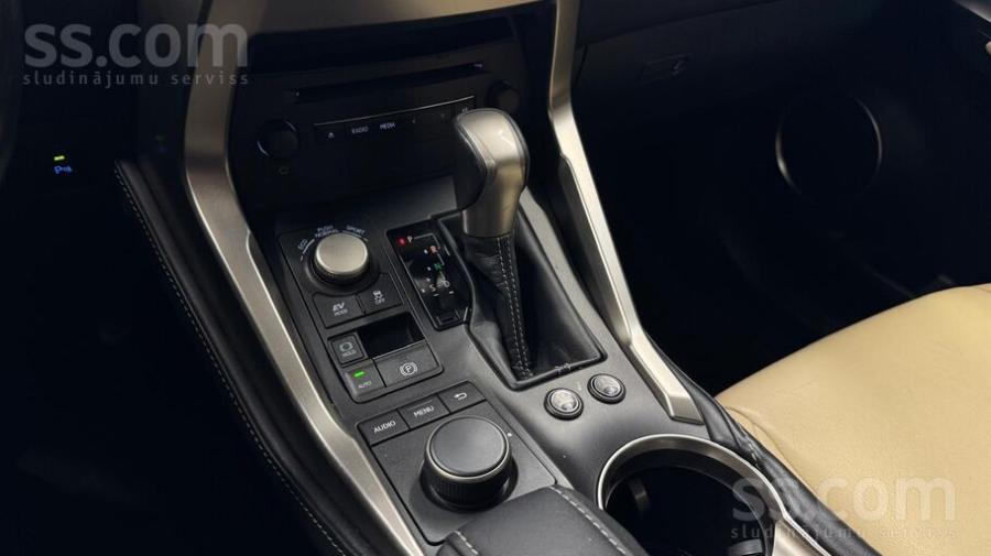 Zils Lexus NX 2017 Rīga, ar dzinēja tilpumu 2.50 L un nobraukumu 175 tūkst. km par 19490 €, foto 14 vietnē AUTOMOTO.COM.LV