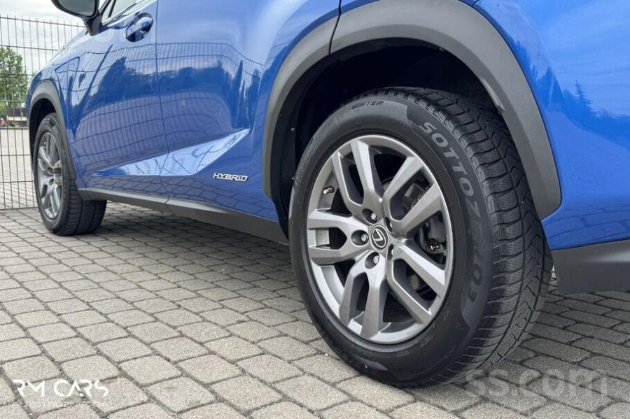 Blue Lexus NX 2019 in Jelgava, with an engine capacity of 2.50 L and mileage of 0 thousand km for 24700 €, photo 8 on AUTOMOTO.COM.LV