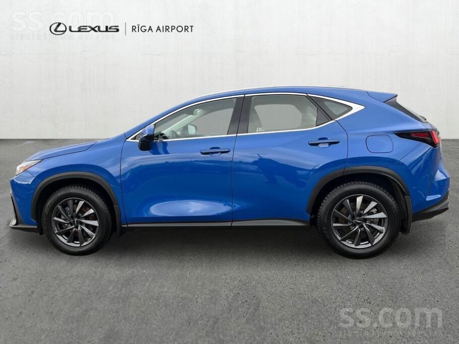 Zils Lexus NX 2024 Rīga, ar dzinēja tilpumu 2.50 L un nobraukumu 33 tūkst. km par 45900 €, foto 3 vietnē AUTOMOTO.COM.LV