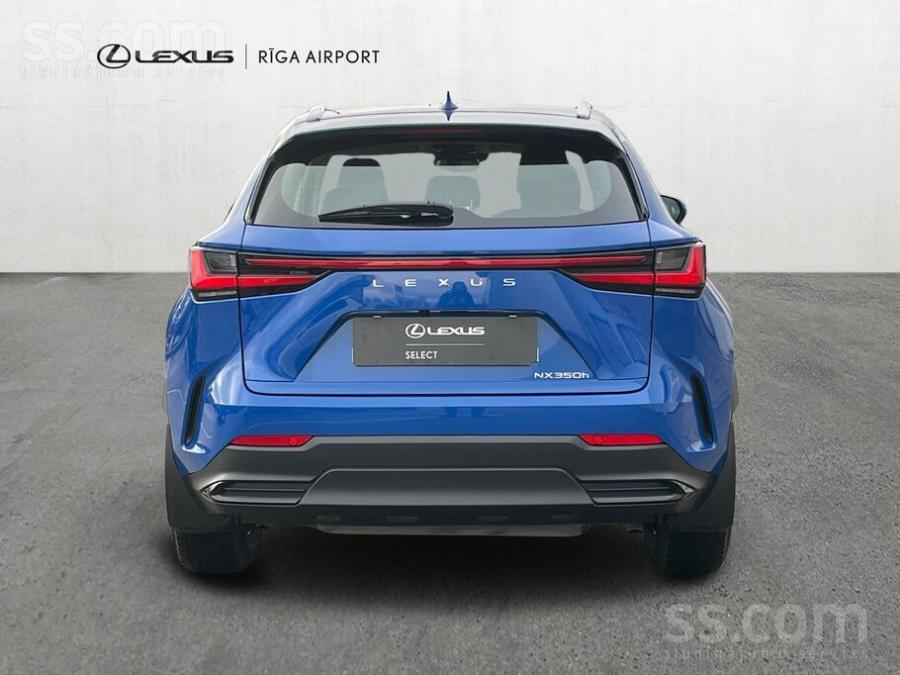 Zils Lexus NX 2024 Rīga, ar dzinēja tilpumu 2.50 L un nobraukumu 33 tūkst. km par 45900 €, foto 4 vietnē AUTOMOTO.COM.LV