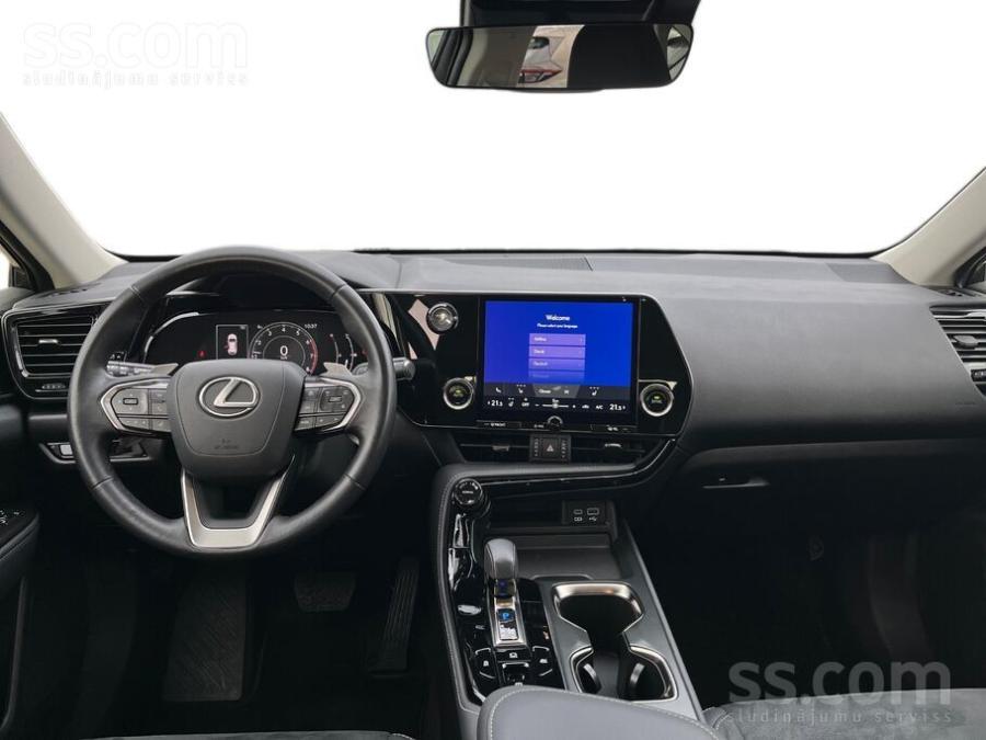 Zils Lexus NX 2024 Rīga, ar dzinēja tilpumu 2.50 L un nobraukumu 33 tūkst. km par 45900 €, foto 8 vietnē AUTOMOTO.COM.LV