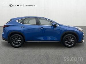 Zils Lexus NX 2024 Rīga, ar dzinēja tilpumu 2.50 L un nobraukumu 33 tūkst. km par 45900 €, foto 16 vietnē AUTOMOTO.COM.LV