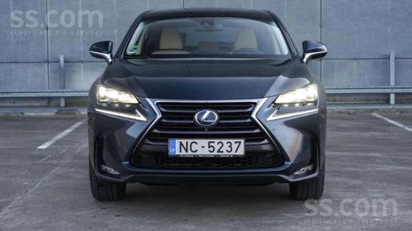 Zils Lexus NX 2015 Tallina, ar dzinēja tilpumu 2.50 L un nobraukumu 116 tūkst. km par 24500 €, foto 2 vietnē AUTOMOTO.COM.LV