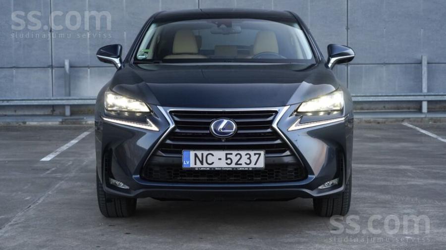 Zils Lexus NX 2015 Tallina, ar dzinēja tilpumu 2.50 L un nobraukumu 116 tūkst. km par 24500 €, foto 3 vietnē AUTOMOTO.COM.LV