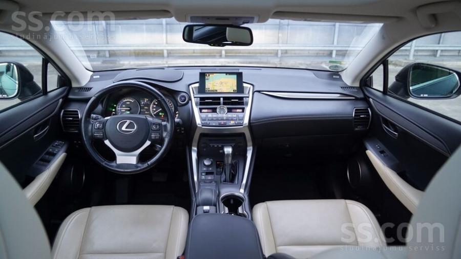 Zils Lexus NX 2015 Tallina, ar dzinēja tilpumu 2.50 L un nobraukumu 116 tūkst. km par 24500 €, foto 8 vietnē AUTOMOTO.COM.LV