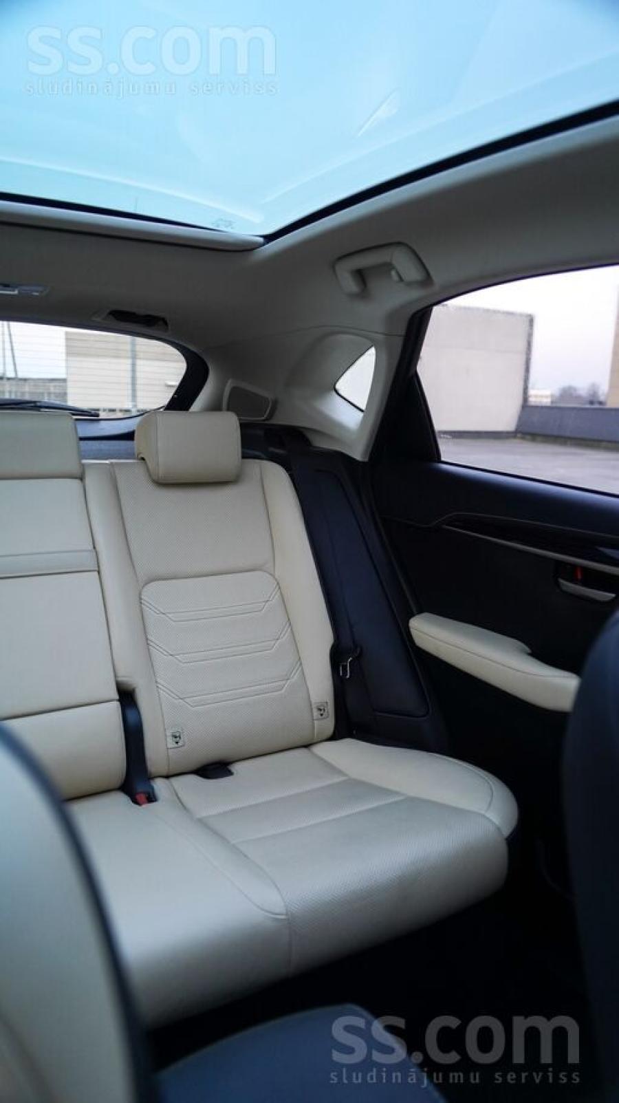 Zils Lexus NX 2015 Tallina, ar dzinēja tilpumu 2.50 L un nobraukumu 116 tūkst. km par 24500 €, foto 22 vietnē AUTOMOTO.COM.LV