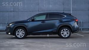 Zils Lexus NX 2015 Tallina, ar dzinēja tilpumu 2.50 L un nobraukumu 116 tūkst. km par 24500 €, foto 33 vietnē AUTOMOTO.COM.LV