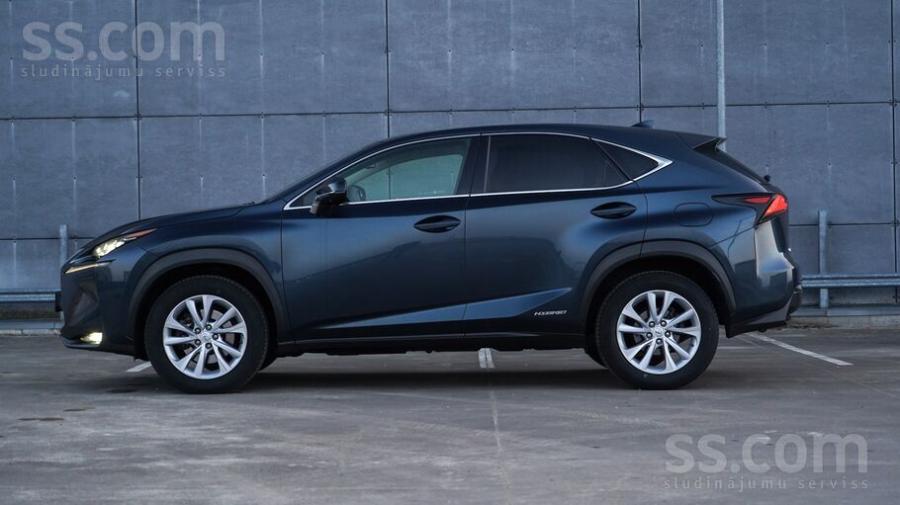 Zils Lexus NX 2015 Tallina, ar dzinēja tilpumu 2.50 L un nobraukumu 116 tūkst. km par 24500 €, foto 33 vietnē AUTOMOTO.COM.LV