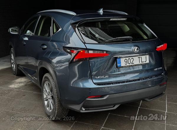 Blue Lexus NX 2015 in Tallinn, with an engine capacity of 2.50 L and mileage of 173 thousand km for 15900 €, photo 6 on AUTOMOTO.COM.LV