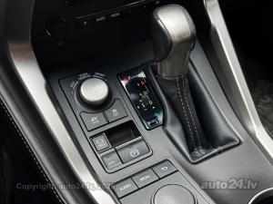 Zils Lexus NX 2015 Tallina, ar dzinēja tilpumu 2.50 L un nobraukumu 173 tūkst. km par 15900 €, foto 18 vietnē AUTOMOTO.COM.LV