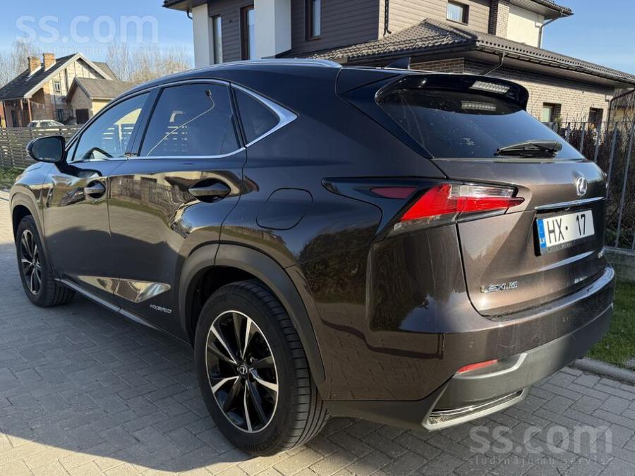 Brown Lexus NX 2014 in Riga, with an engine capacity of 2.50 L and mileage of 141 thousand km for 19199 €, photo 5 on AUTOMOTO.COM.LV