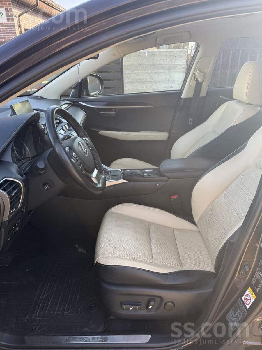 Brown Lexus NX 2014 in Riga, with an engine capacity of 2.50 L and mileage of 141 thousand km for 19199 €, photo 9 on AUTOMOTO.COM.LV