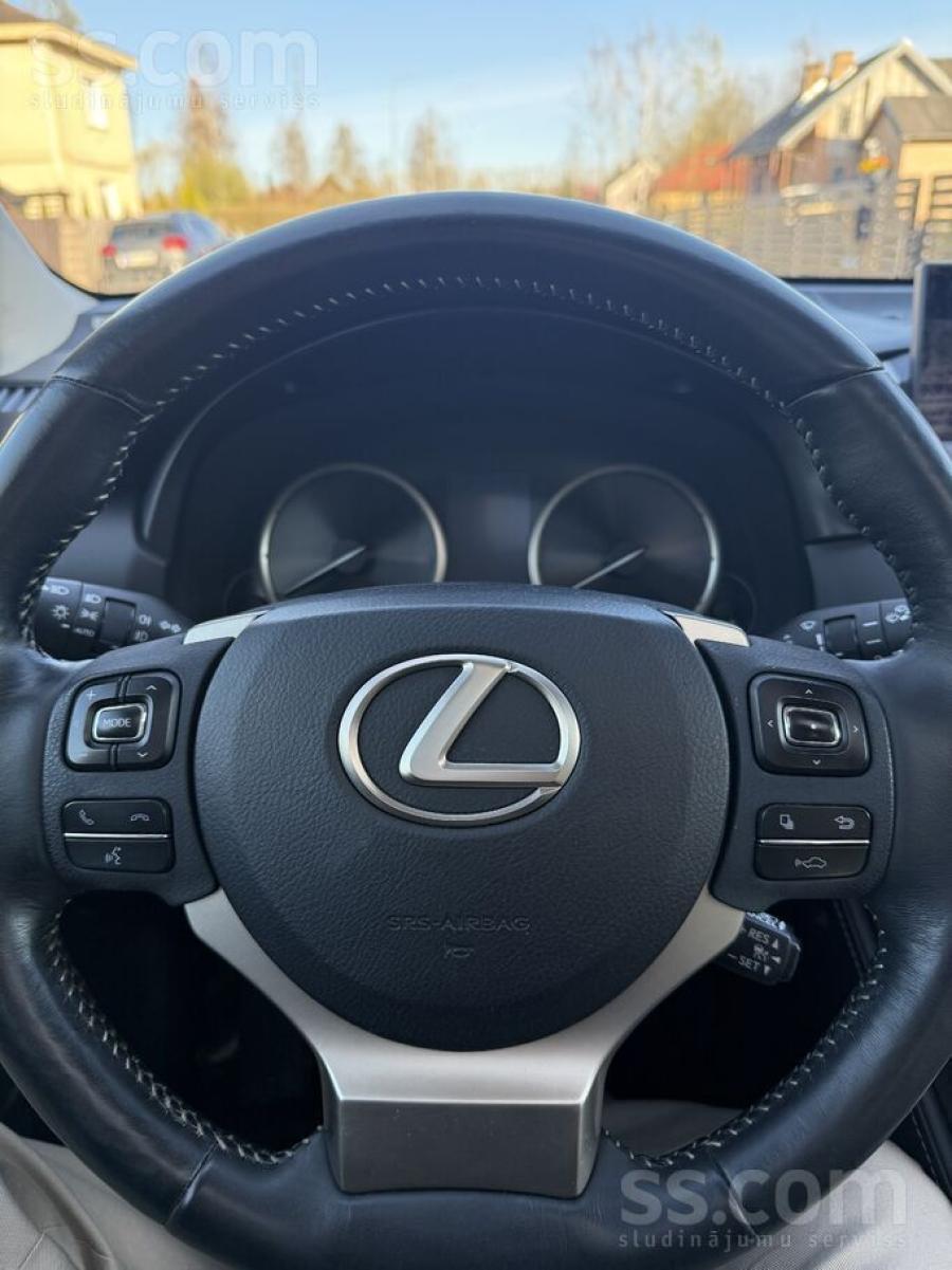 Brown Lexus NX 2014 in Riga, with an engine capacity of 2.50 L and mileage of 141 thousand km for 19199 €, photo 13 on AUTOMOTO.COM.LV