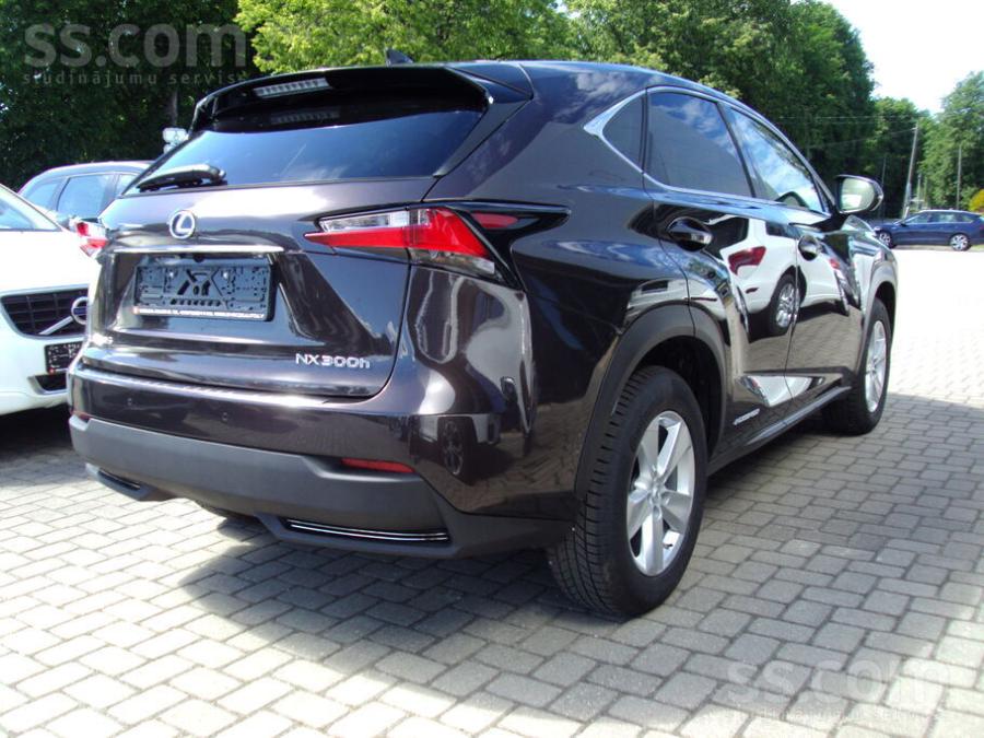 Brūns Lexus NX 2015 Rīga, ar dzinēja tilpumu 2.50 L un nobraukumu 107 tūkst. km par 24800 €, foto 4 vietnē AUTOMOTO.COM.LV